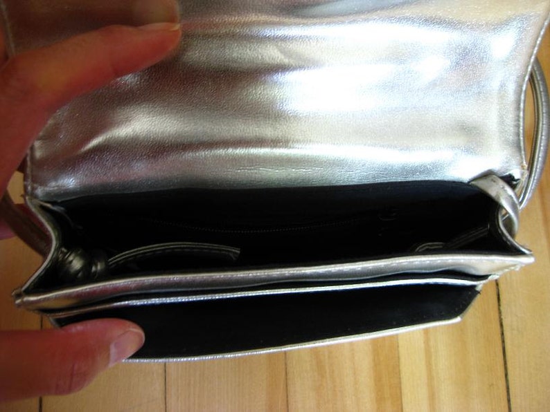 MINI Disco Purse With Compact Mirror- Silver Vinyl Cross Body Bag ...