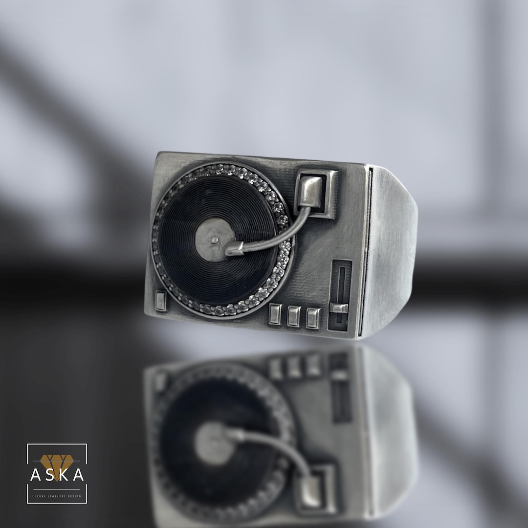 Sterling Silver Record Player Ring: Music Lover Gift - Etsy