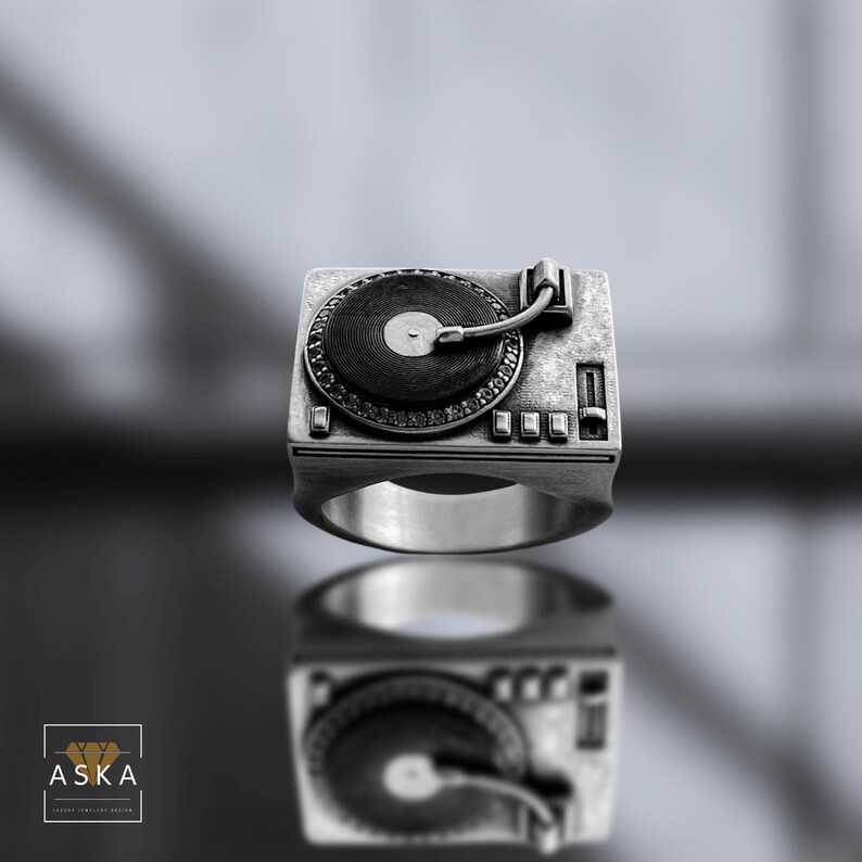 Sterling Silver Record Player Ring: Music Lover Gift - Etsy