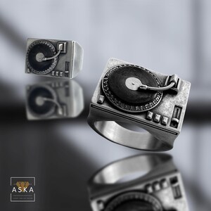 Sterling Silver Record Player Ring: Music Lover Gift - Etsy