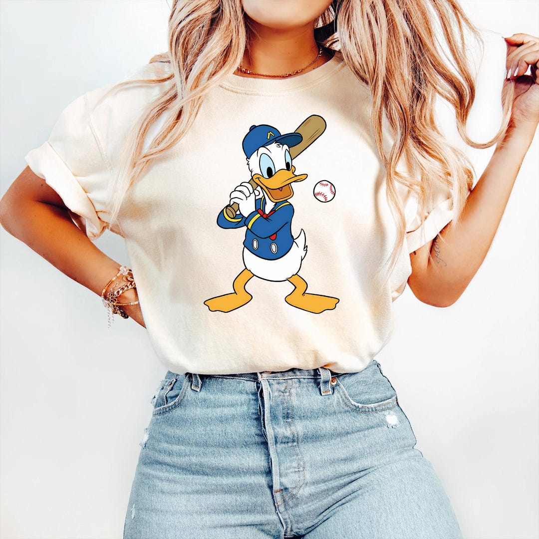 Cute Donald Duck Baseball Player Png, Cartoon Duck Holding Bat Png ...