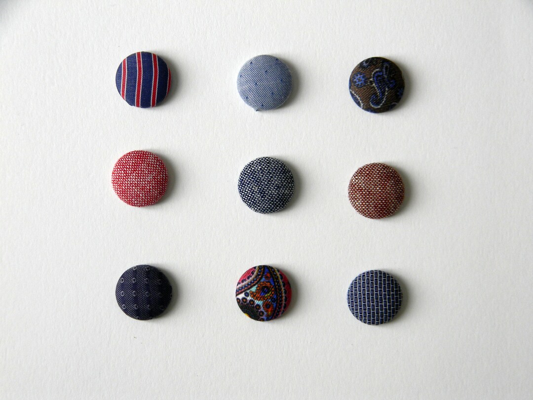 Red Lapel Pin. Blue Lapel Button. Linen Lapel Pins. Round Boutonniere ...