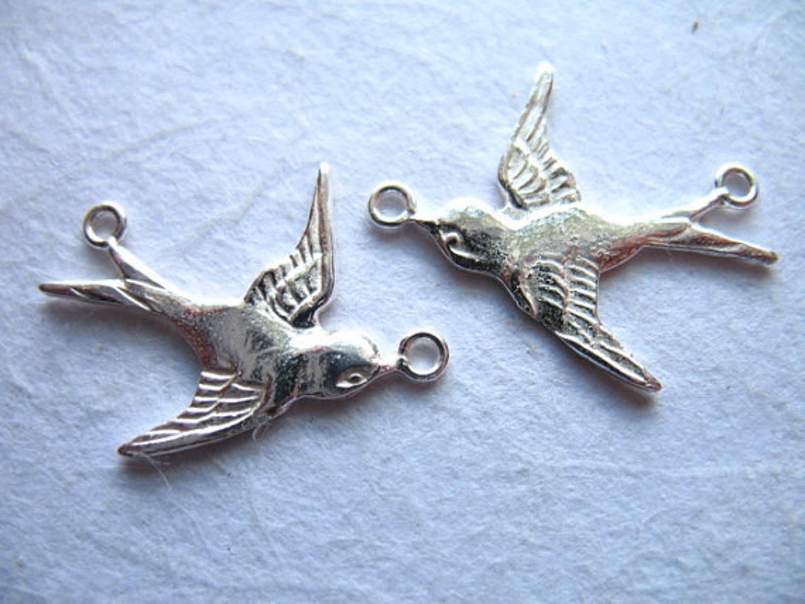 SWALLOW Sparrow Link Connectors Pendant Charm / 24k Gold | Etsy