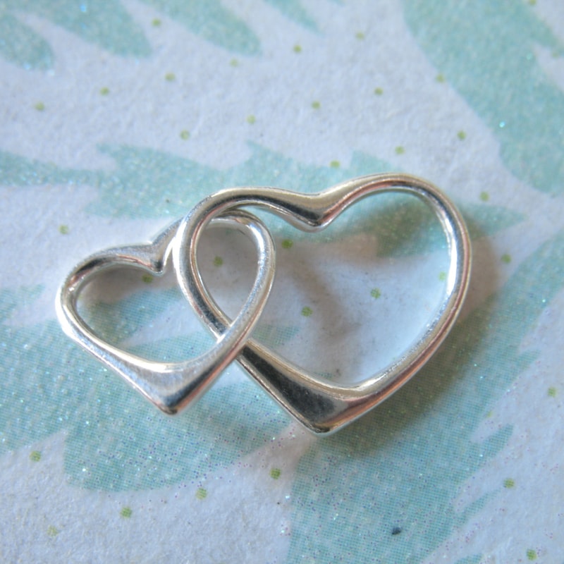 Interlocking Hearts - Etsy