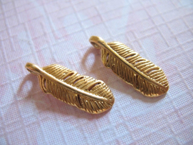 1-5 pc FEATHER Charm Pendant 24k Gold Vermeil 16.5x6 mm | Etsy