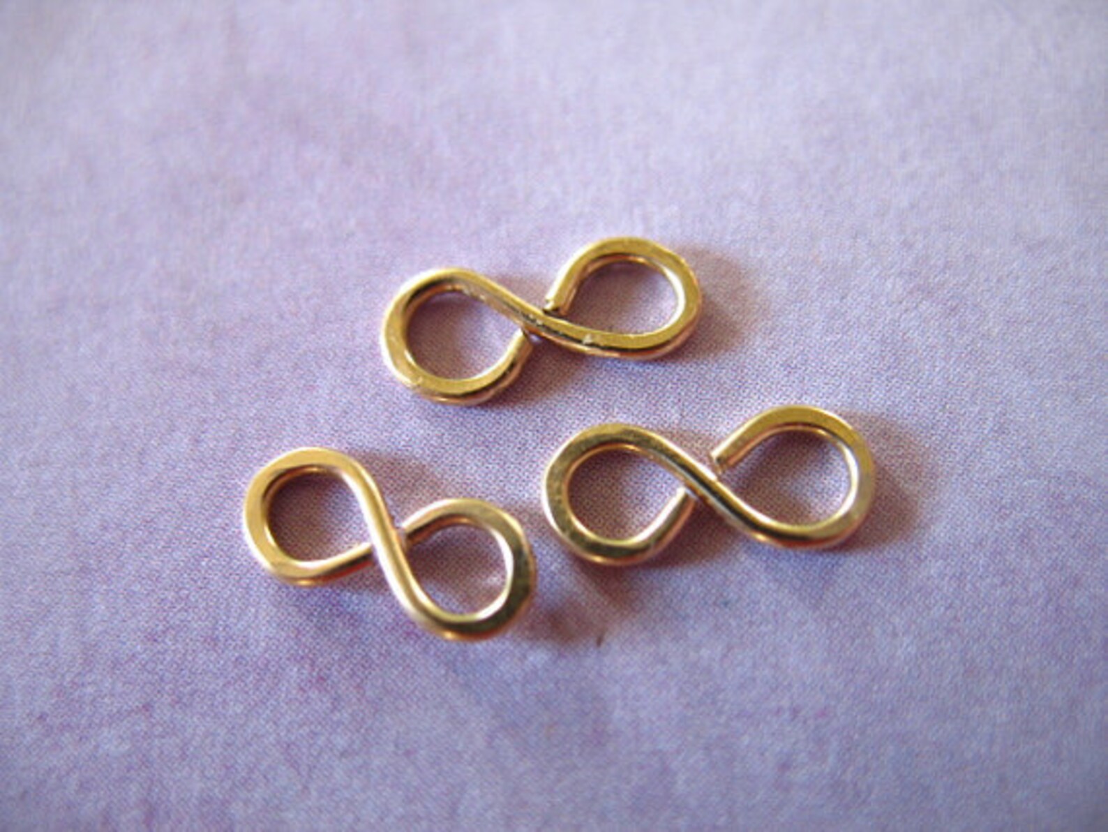 2-25 Pcs / Gold INFINITY Links Connectors Pendants Charm, Small Petite ...