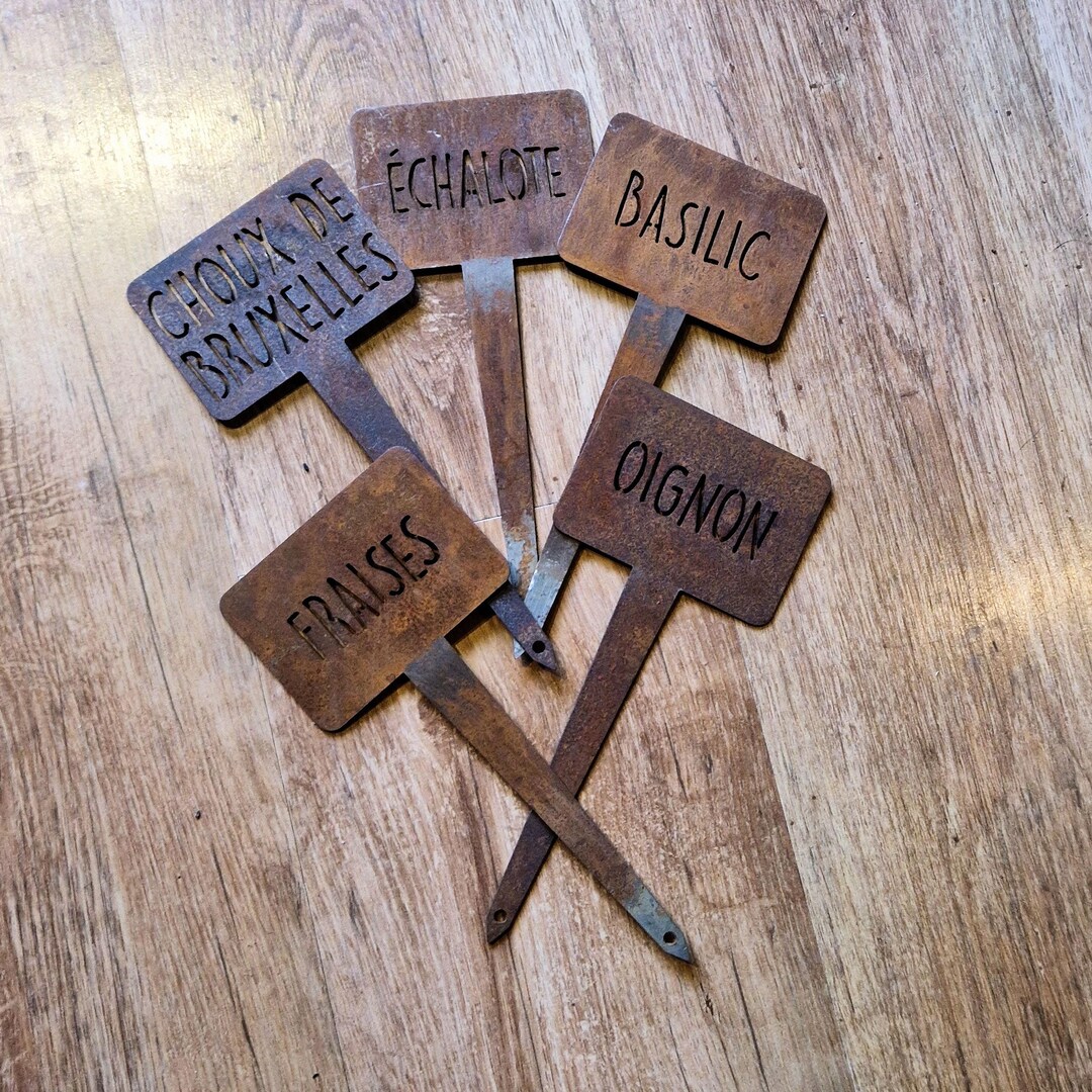 Vintage Rusty Metal Vegetable Herb Labels, Aromatic Garden Vegetable ...
