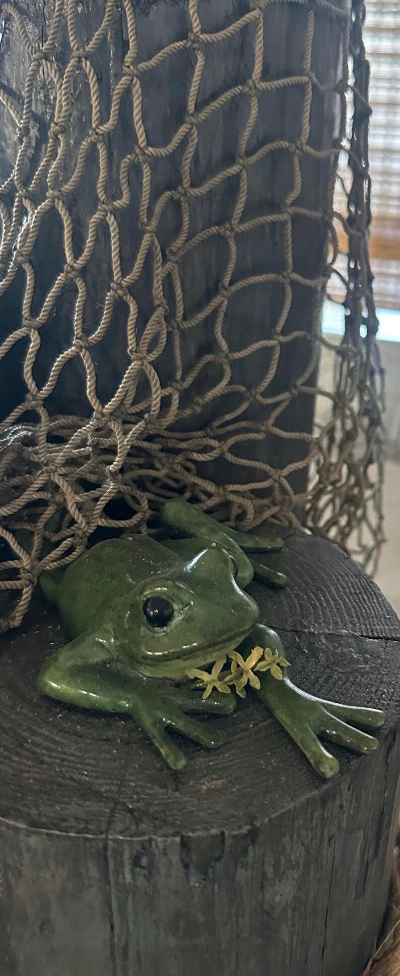 Pelican/green Frog Indoor/outdoor Use Piling - Etsy