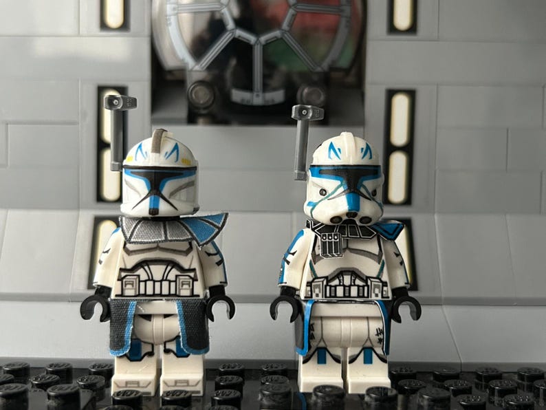 Lego Custom Clones: Limited Edition Airborne Commander Neyo (ice Blue ...