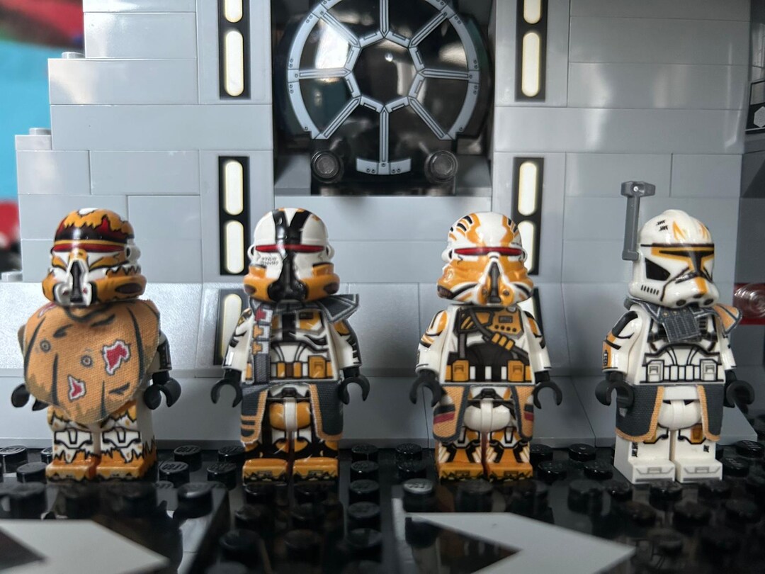 Lego Limited Edition BLACK FRIDAY Clone Troopers: Airborne Bly, Thorn ...