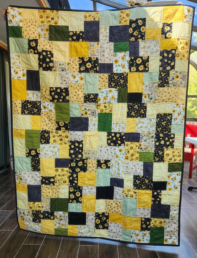 Honey Bees and Sunflowers Cotton Hand Made Quilt 54" X 70" - Etsy