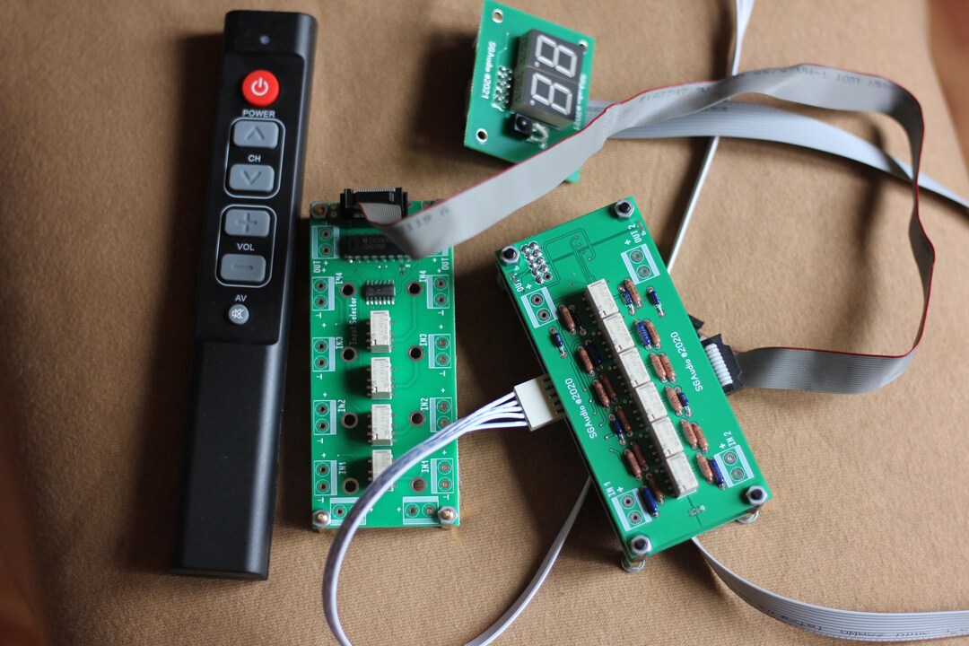 Volume Control Relay Attenuator 2 Channels 4 Inputs RCA 10K, 22K, 50K ...