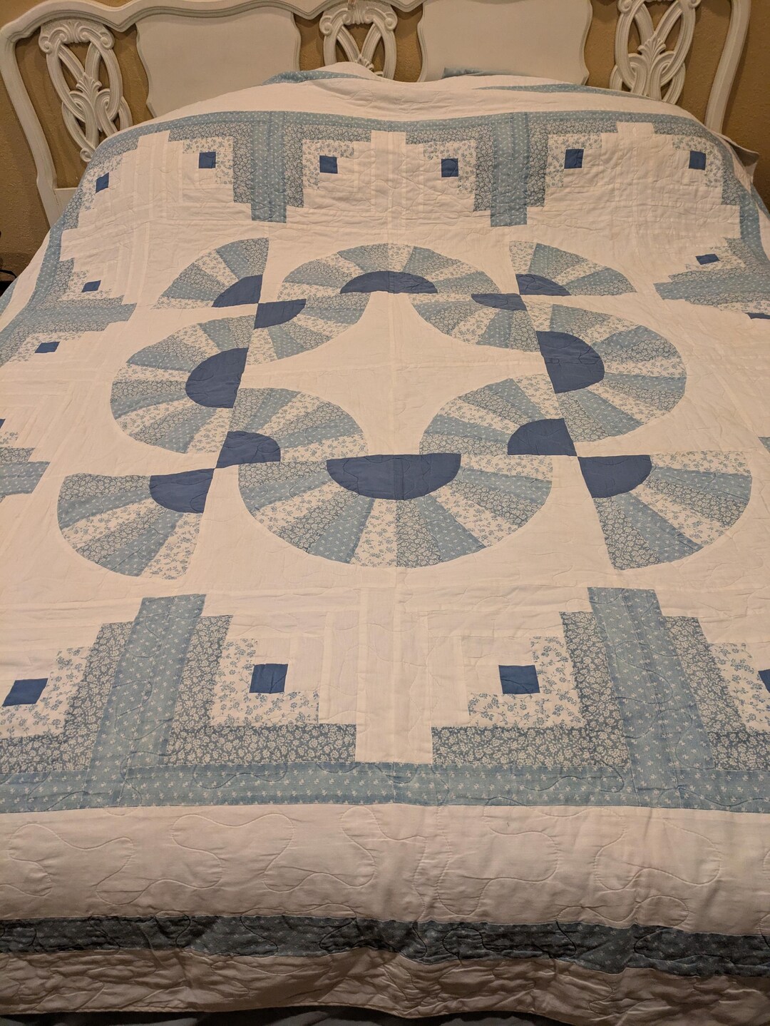 Vintage (1970s) Homemade 'broken' Dresden Plate Patchwork Quilt. Full ...