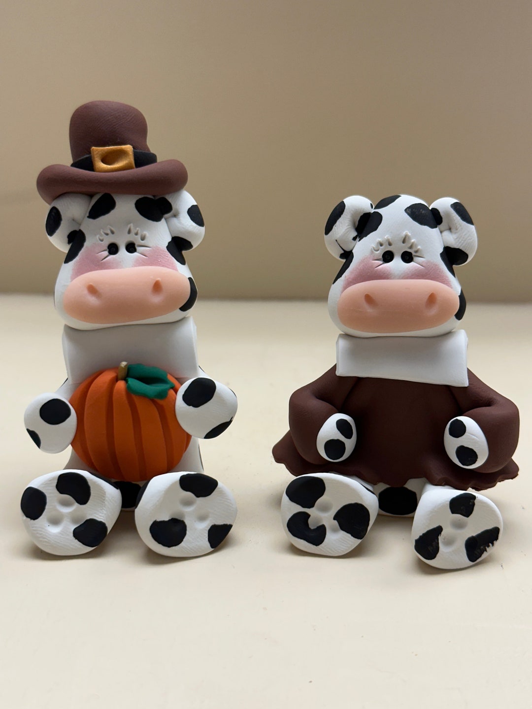Set of Cow Pilgrims - Etsy
