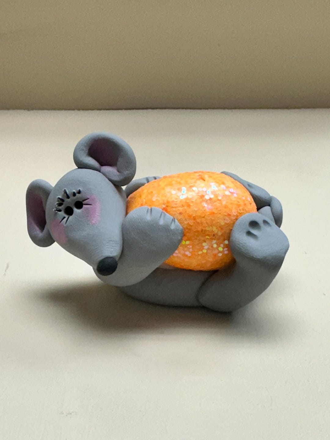 Laying Down Mouse With a Easter Egg - Etsy