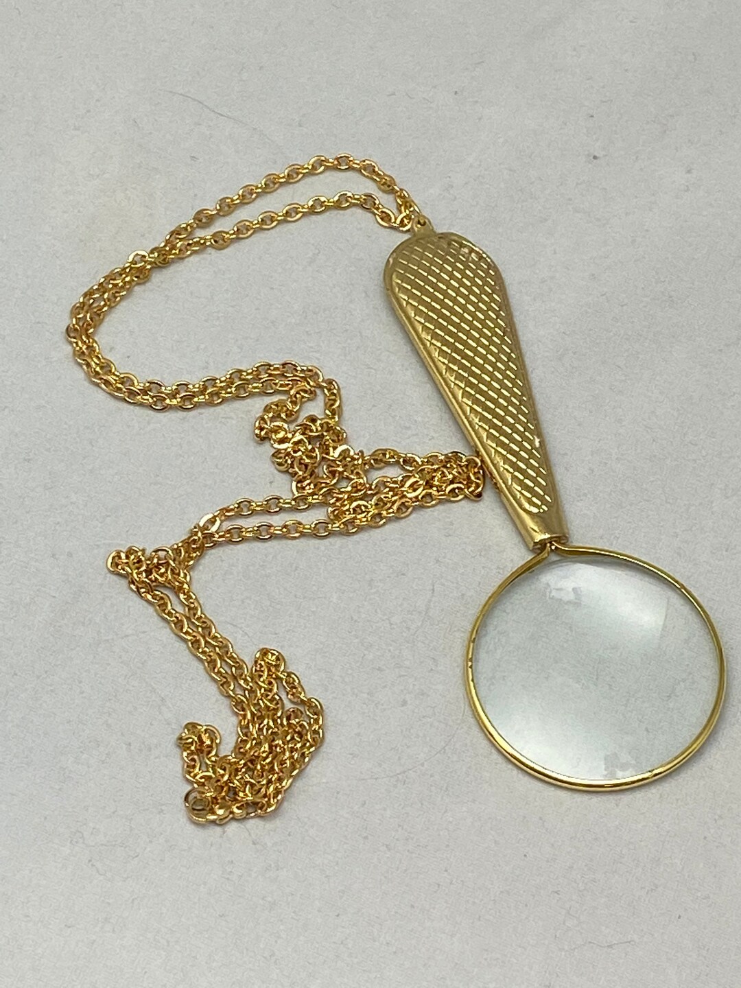 Vintage Look Magnifier on a 36 Inch Chain - Etsy