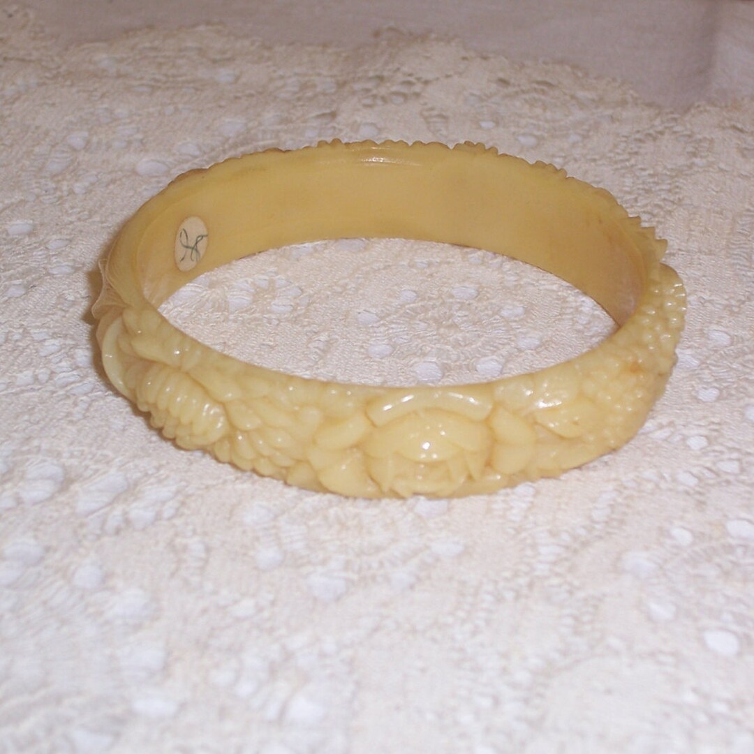 Vintage Creme Celluloid Bracelet -1930s or 1940s - Etsy