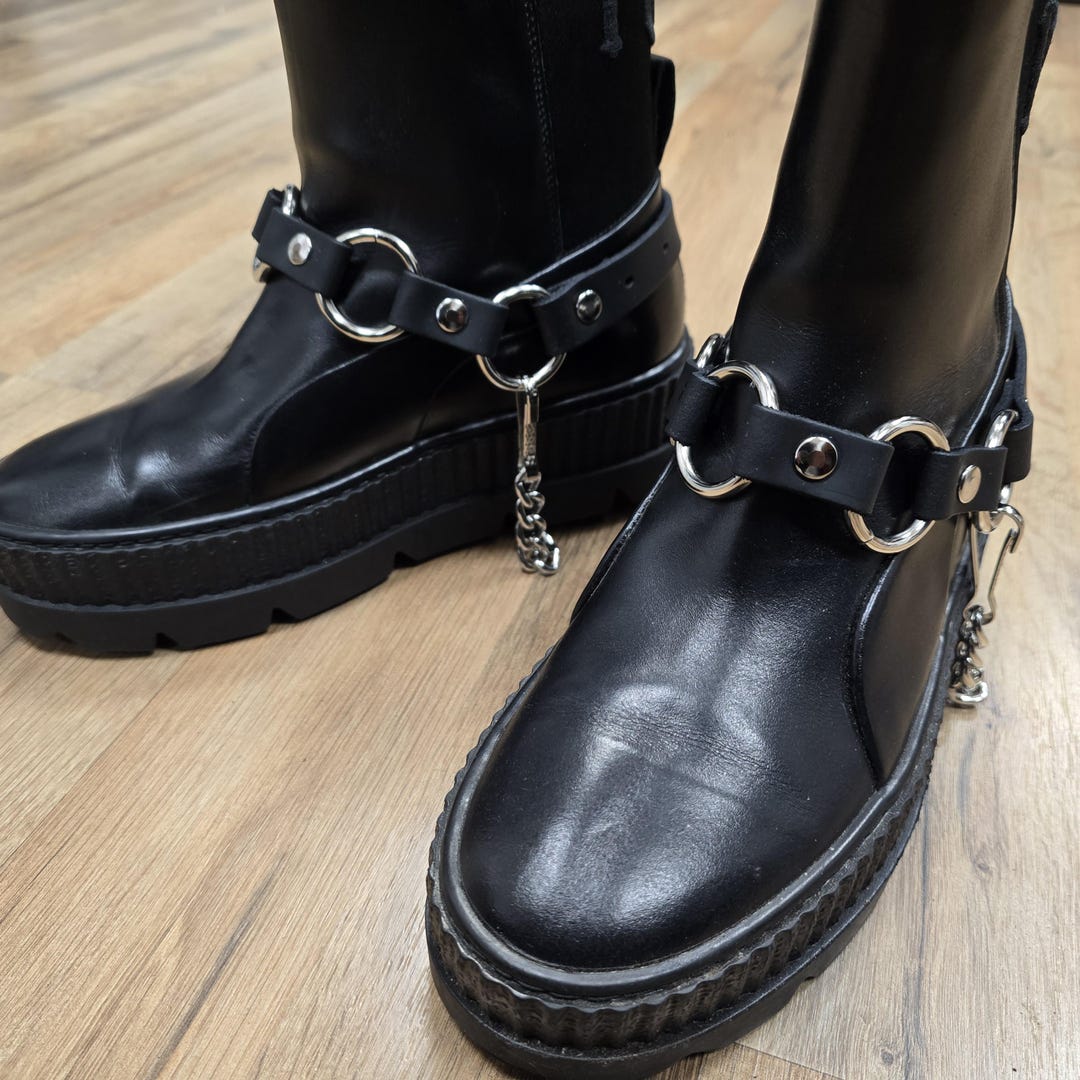 Four O Ring Strapped Leather Bootstrap Boot Harness Ring Chain Strap ...