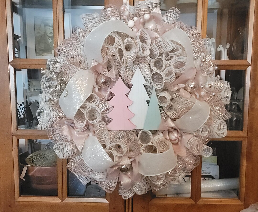 Pretty in Pink Rose Gold Winter Wreath - Etsy