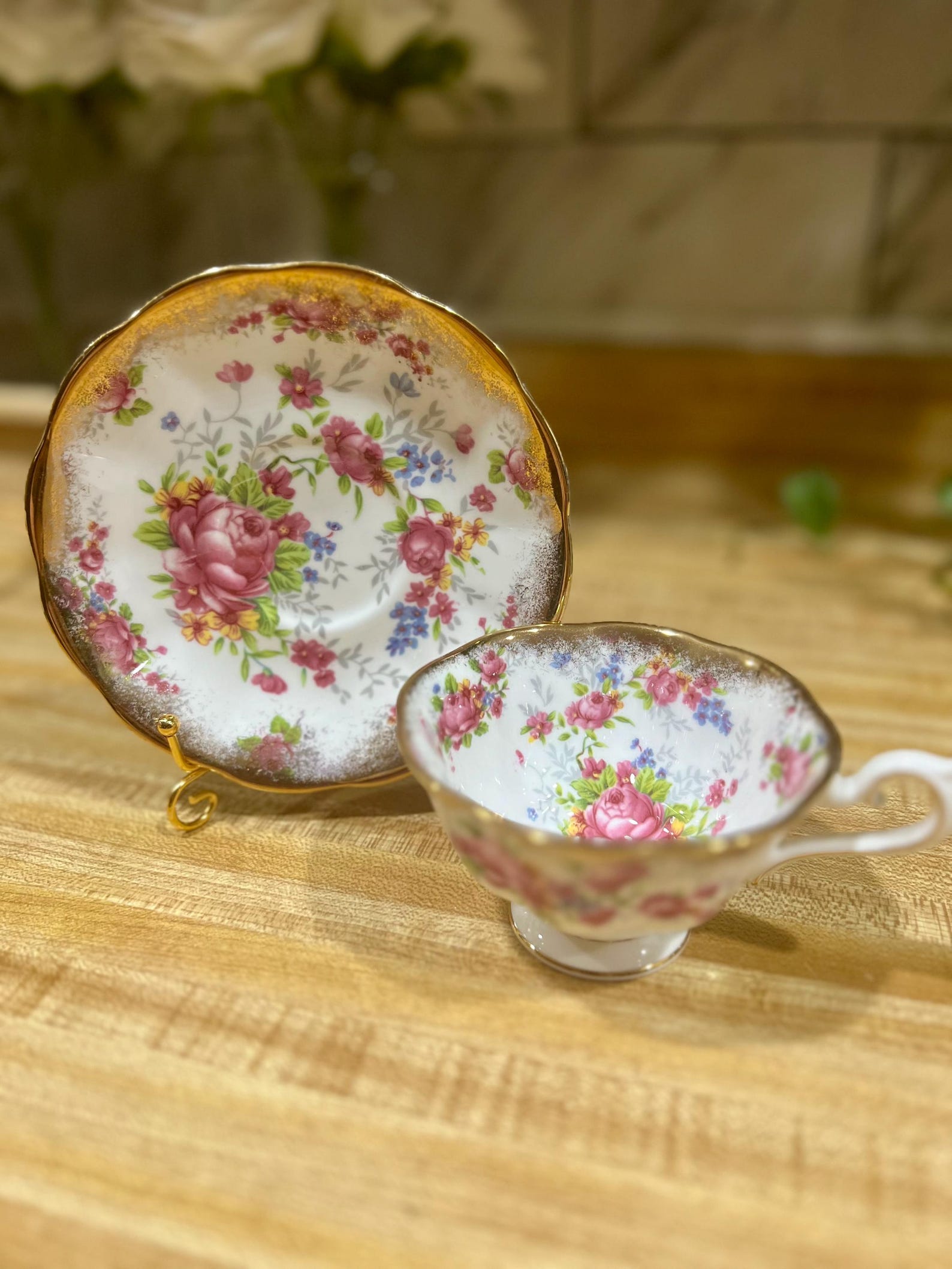 RARE! Royal Albert Gold Cabbage Pink Rose Tea Cup and Saucer Bone China ...