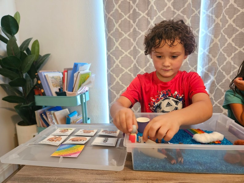 Noah and the Ark Sensory Bin, Noah and the Ark Bible Story Kit ...