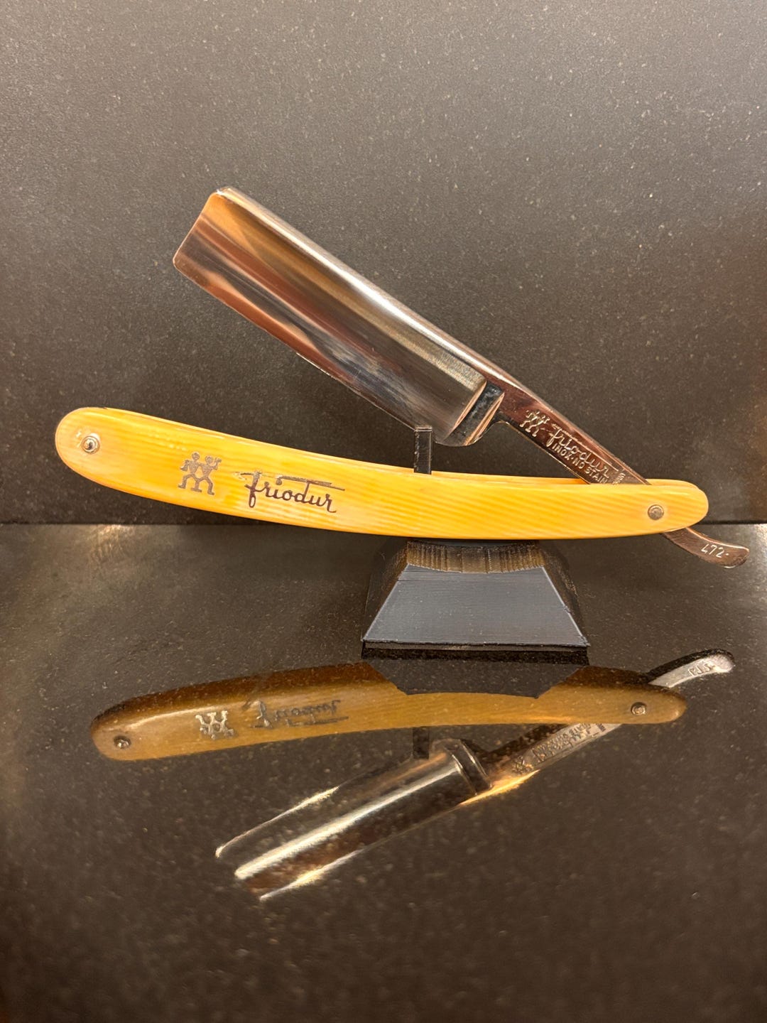 Shave Ready Zwillingt J. A. Henckels Friodur Inox 472 Inox Straight ...