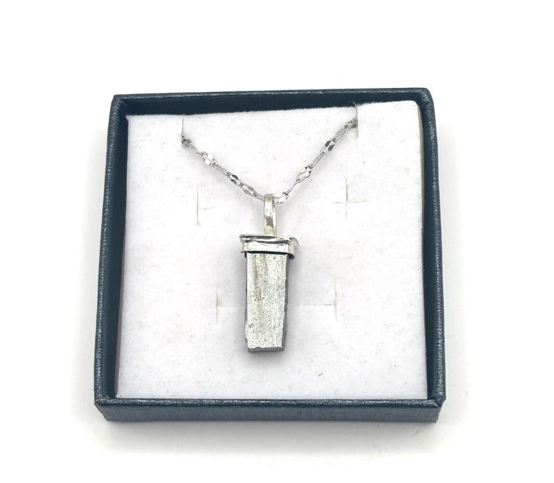 Unisex Gun Medal Carbonate Mineral Necklace: Dark Metallic Grey, Set in ...