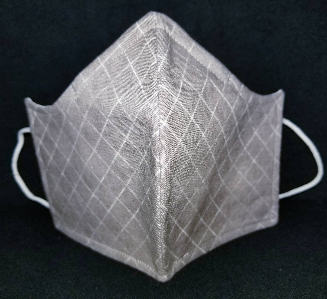 Grey & White Soft Smooth Diamond Design Face Mask W/3rd Layer ...