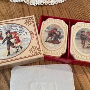 Vintage Boxed Soap Set Avon Winter Frolics - Etsy