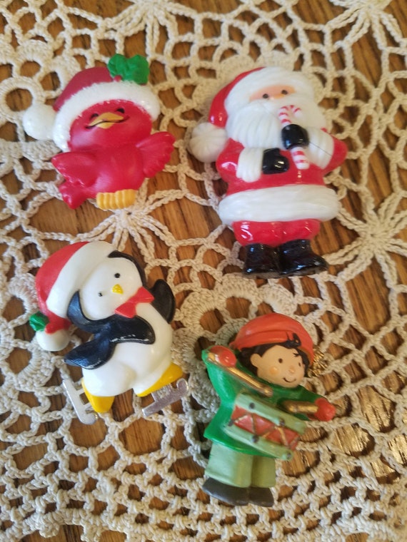 Vintage plastic hallmark santa - Gem