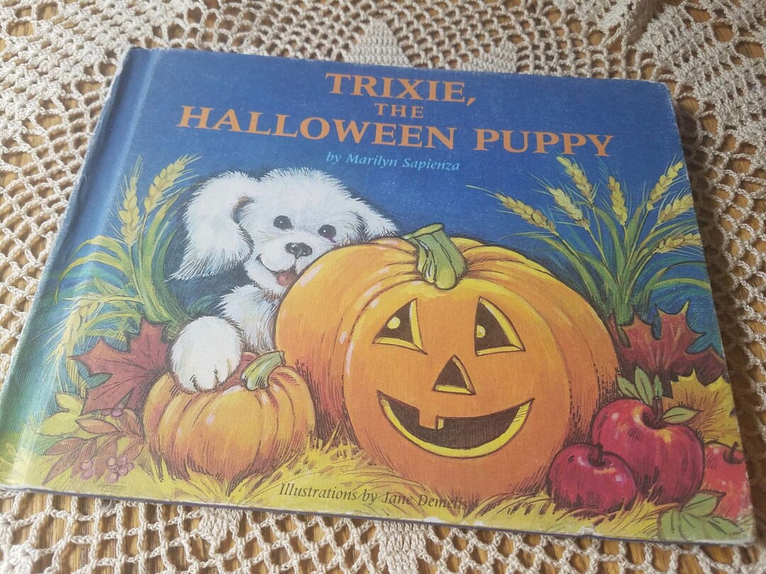 Trixie the Halloween Puppy and Adorable Vintage 1986 Weekly Reader ...