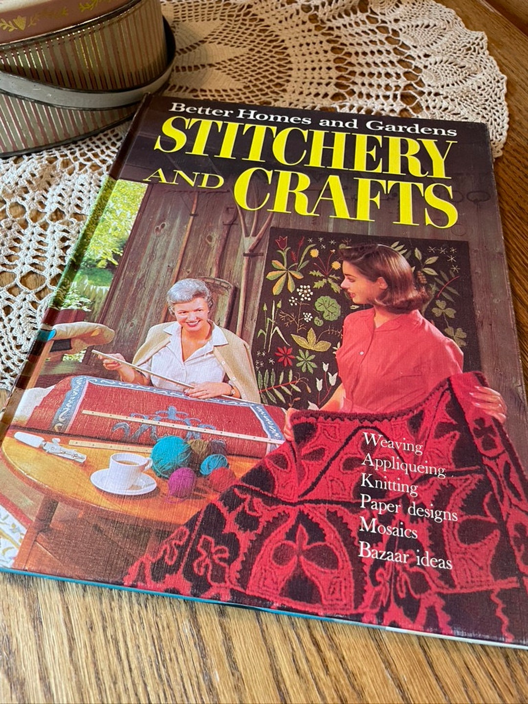 Large Vintage 1966 Better Homes and Gardens Vintage Stitchery and Crafts Book - Etsy