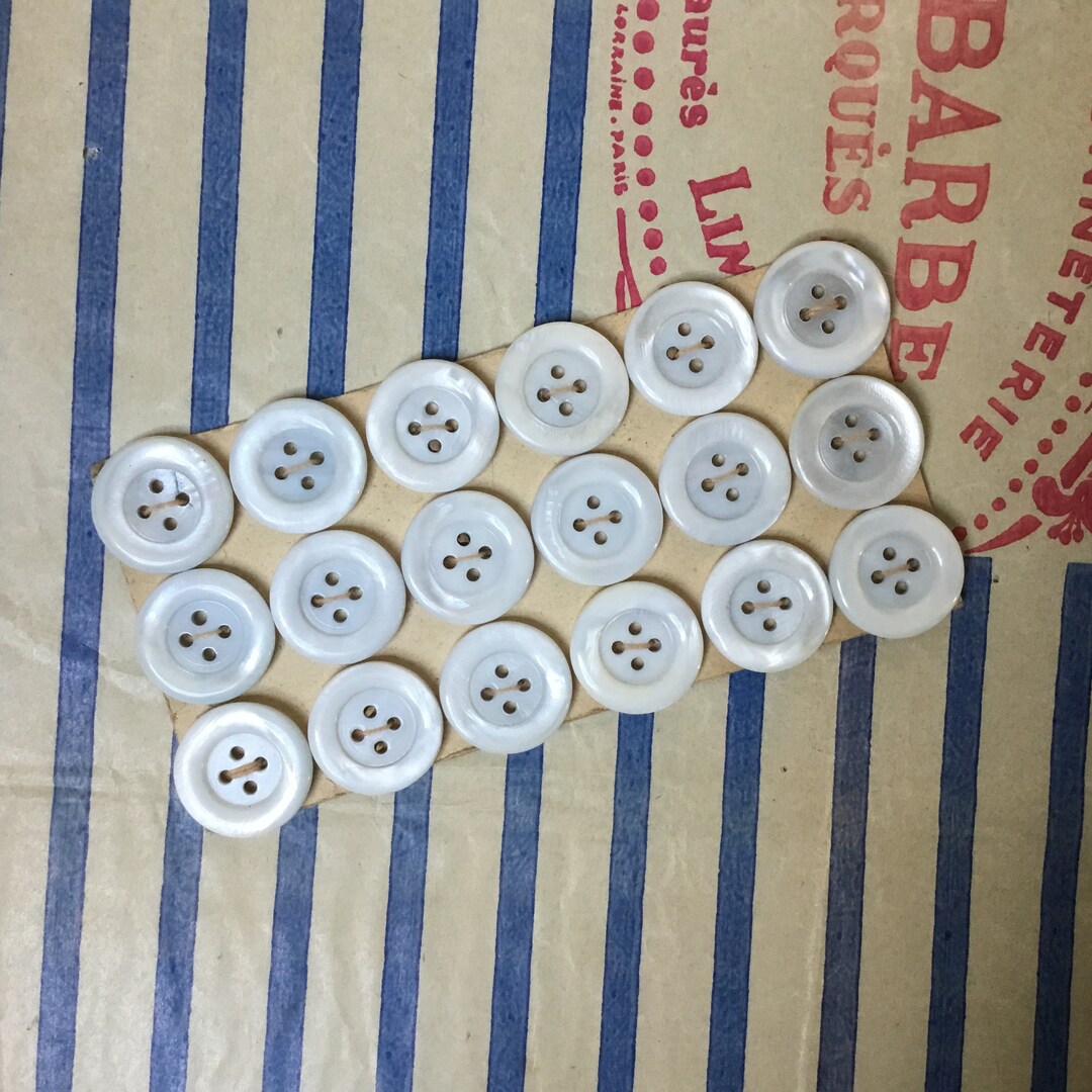 Pretty Antique Vintage French Glass Buttons 1.7 Cm 11/16” Opaline ...