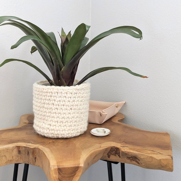 Crochet Planter - Etsy