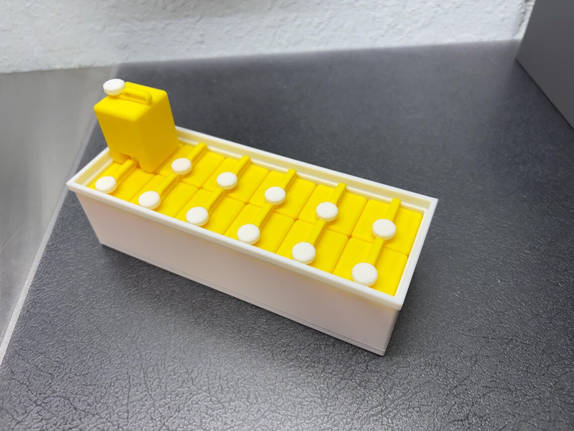 12 3D Printed Miniature 2.5 Gallon Chlorine Jugs With Chlorine Caddy ...