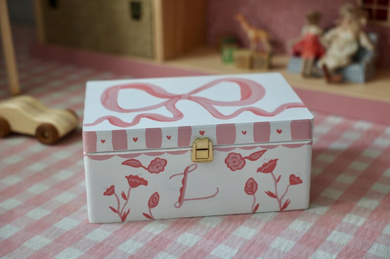 Custom Hand Painted Keepsake Box | Baby, Wedding, Memory Box - Etsy