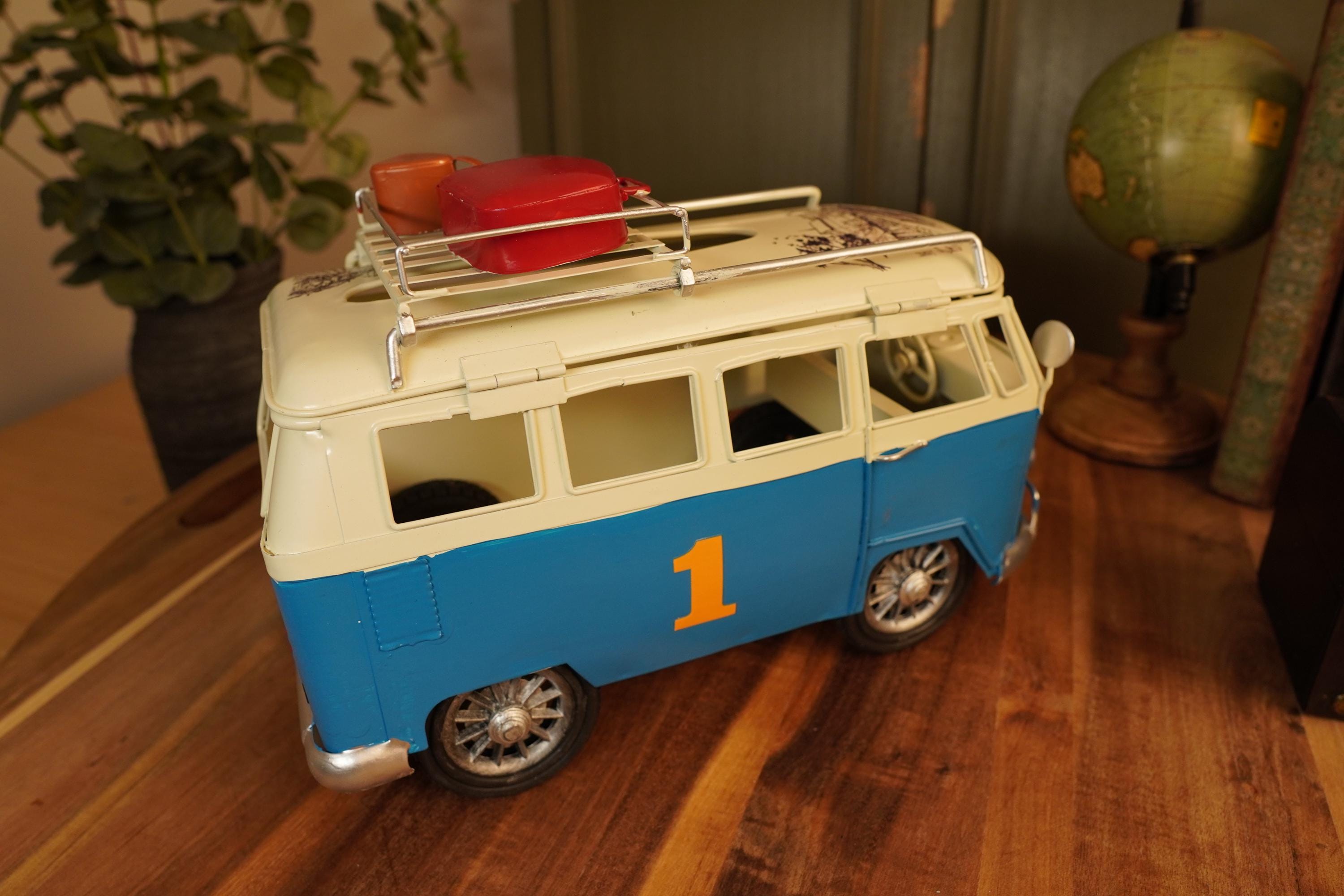 Handmade Metal Camper Van Tissue Box Cover – Retro-style All-metal ...