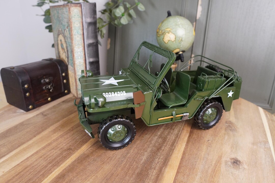 Handmade Metal Army Jeep Model: Vintage Military Toy Collectible (13 ...