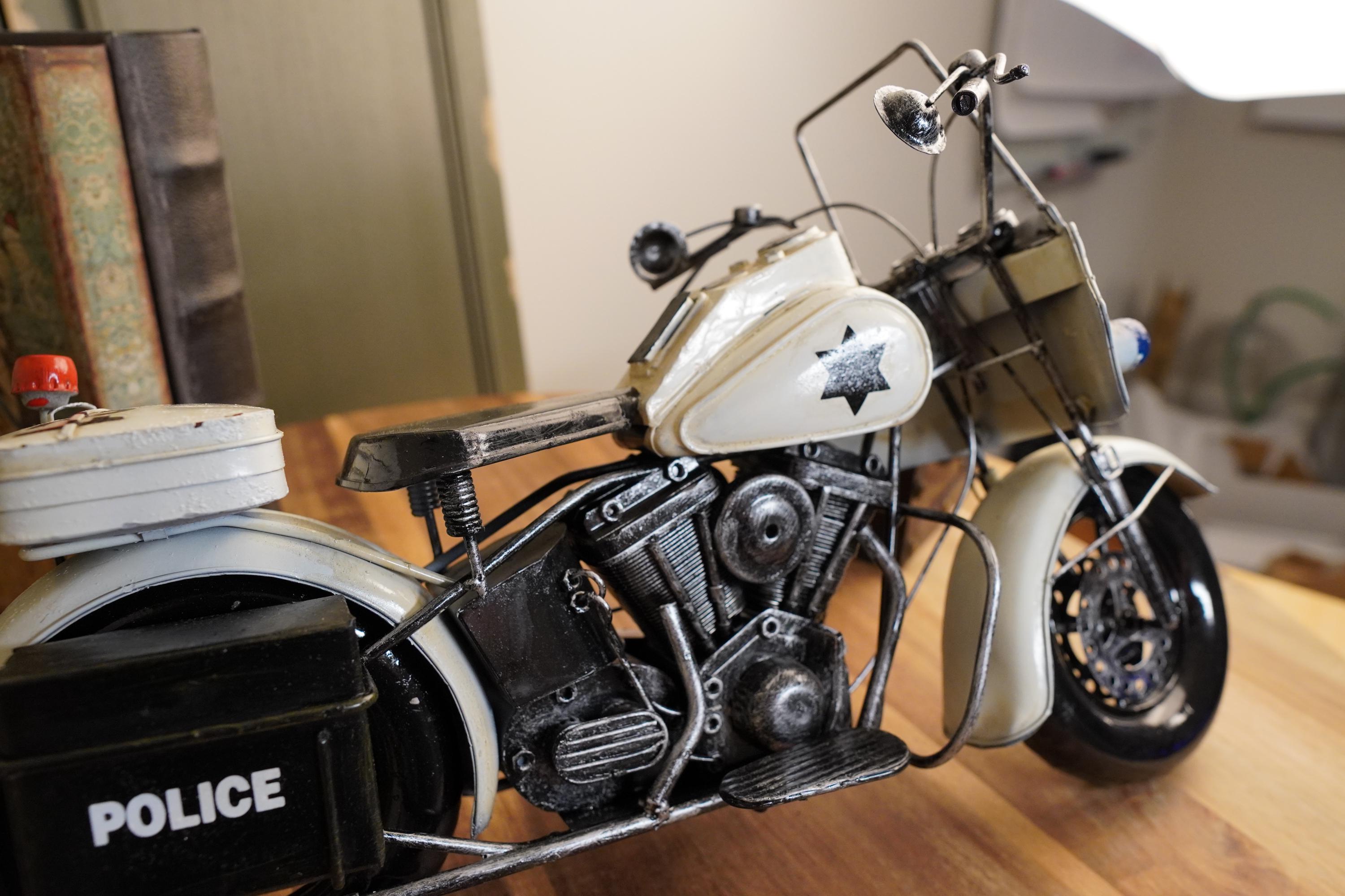 Handmade Metal Police Motorcycle Model: Collectible Home Decor (15-inch ...