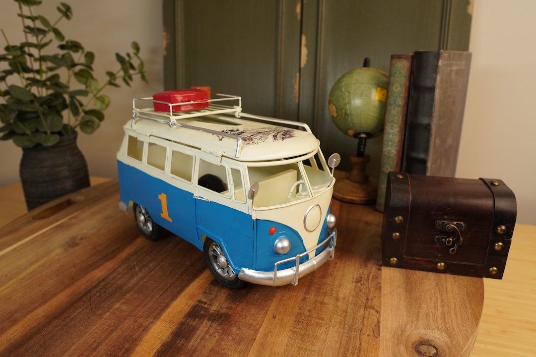 Handmade Metal Camper Van Tissue Box Cover – Retro-style All-metal ...