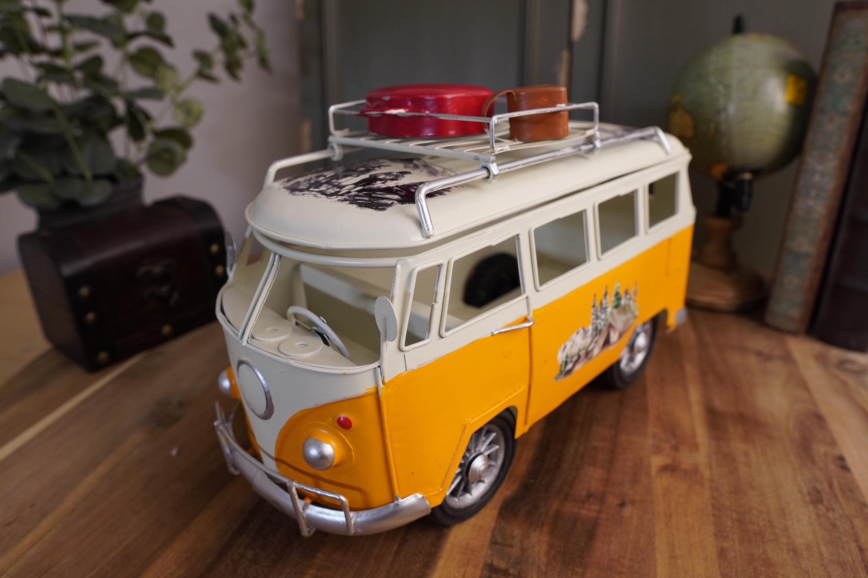 Handmade Metal Camper Van Tissue Box Cover – Retro-style All-metal ...