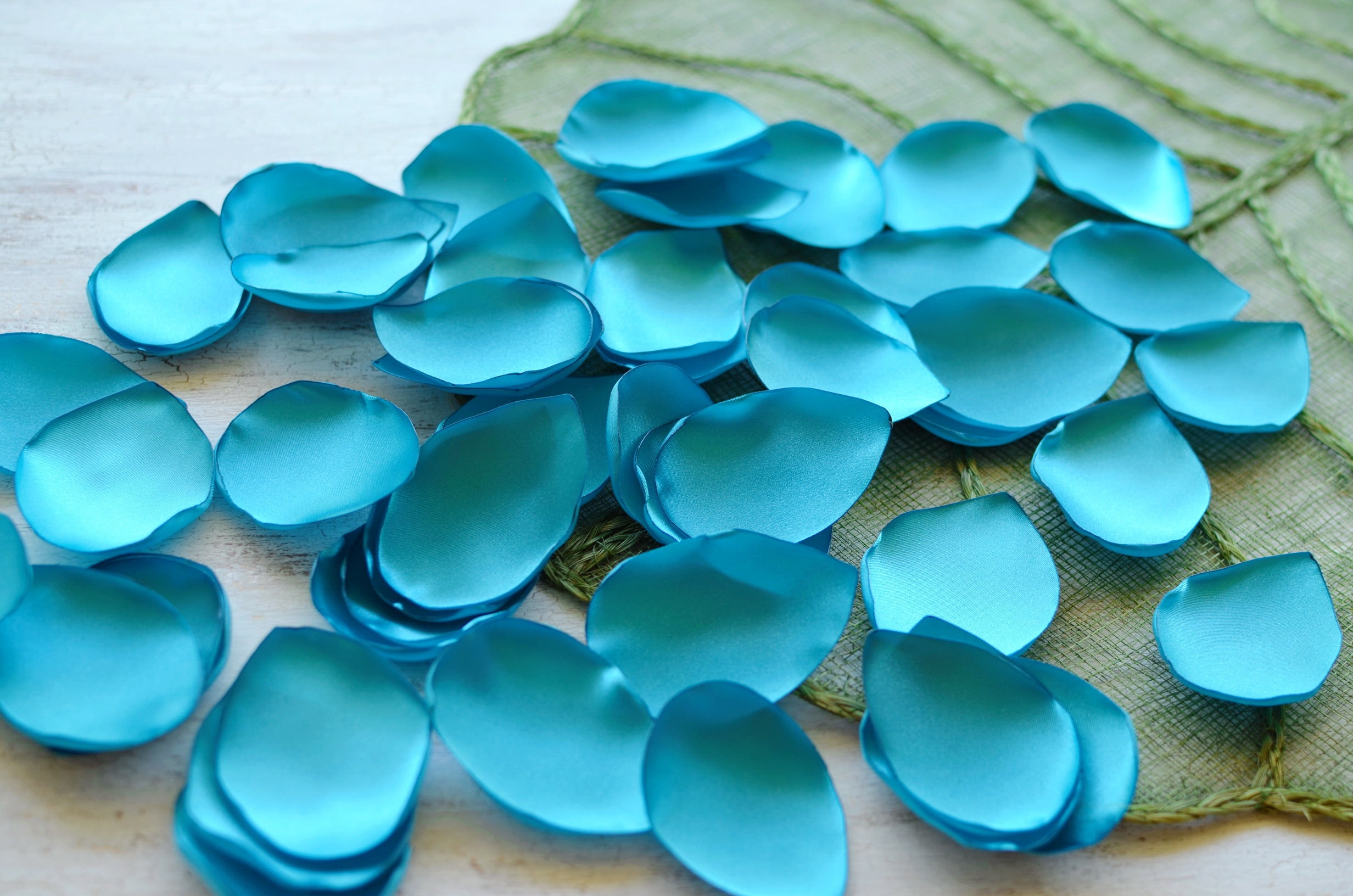 Satin leaf appliques rose petals fabric petals fabric | Etsy