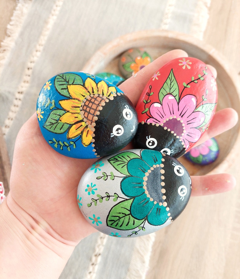 Painted Kindness Rocks, Ladybug Rocks, Rainbow Stones, Garden Decor ...