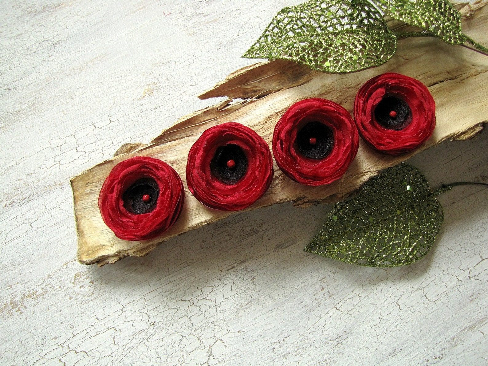 Tiny and Thick... Handmade Sew on Fabric Flower Appliques 4pcs TINY RED ...