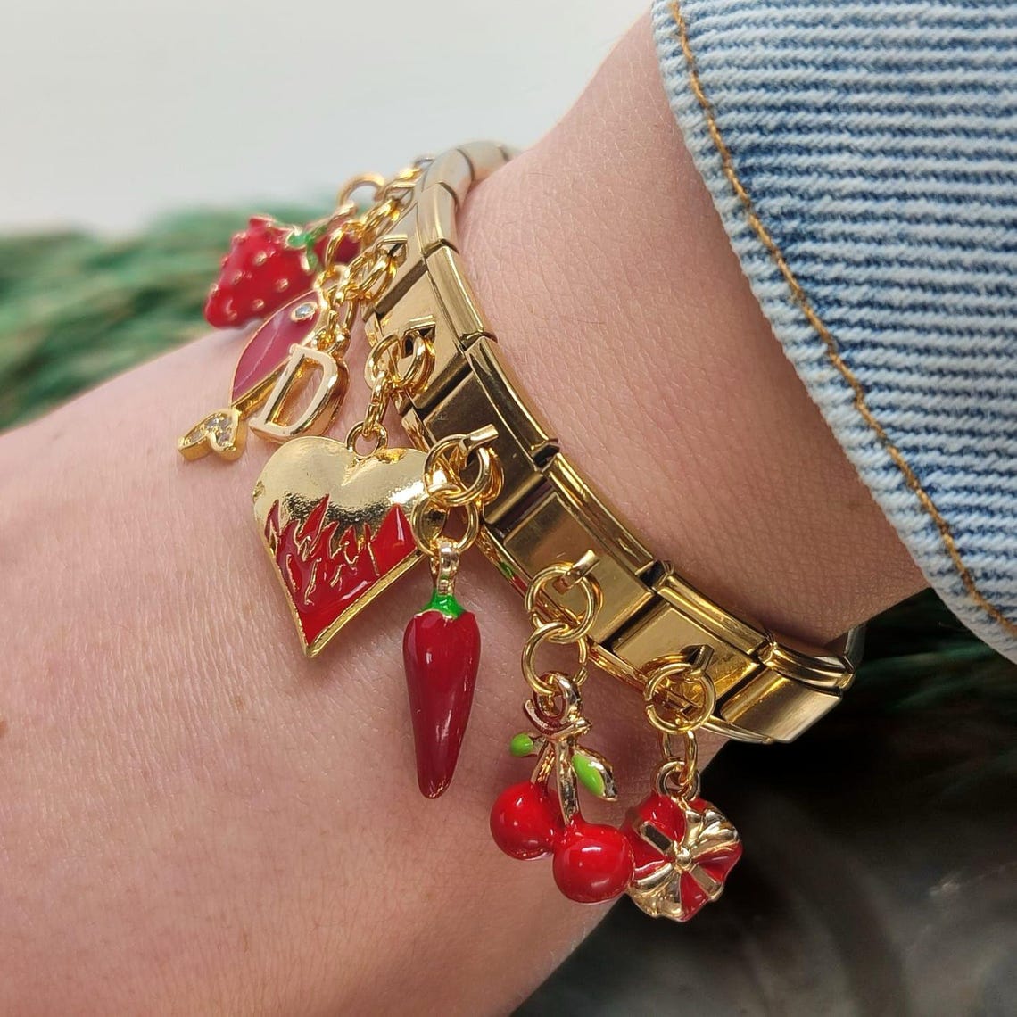 Custom Gold Italian Charm Bracelet: Personalized Italy Bracelet - Etsy