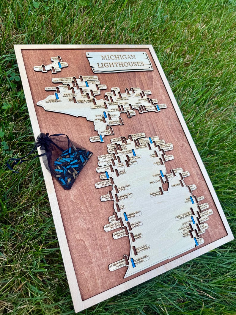 Michigan Lighthouses Travel Tracker Map, Personalized Michigan Travel ...