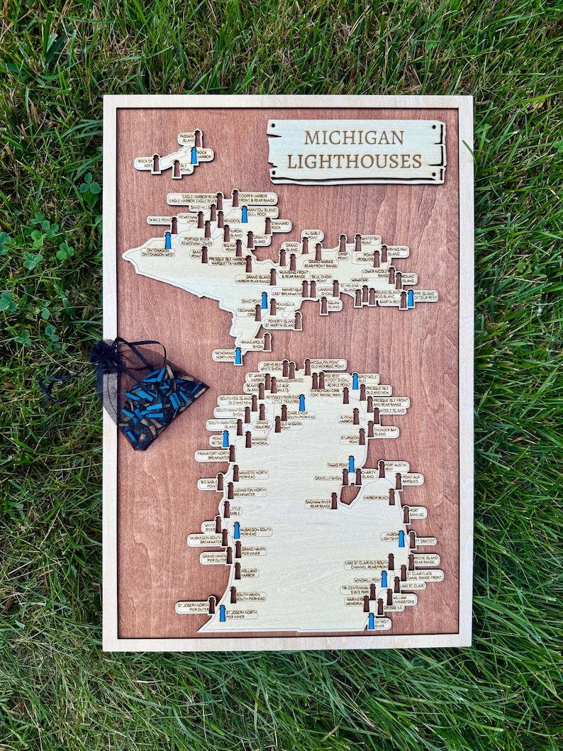 Michigan Lighthouses Travel Tracker Map, Personalized Michigan Travel ...