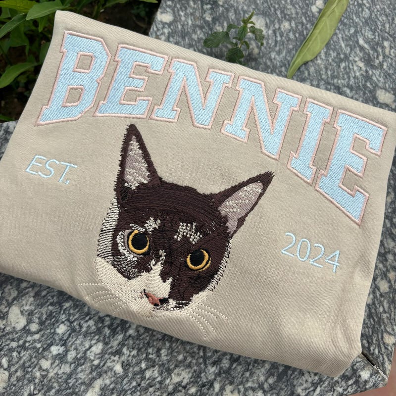 Embroidered Cats - Etsy
