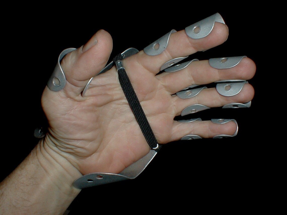 Single Heavy Metal Gauntlet - Etsy