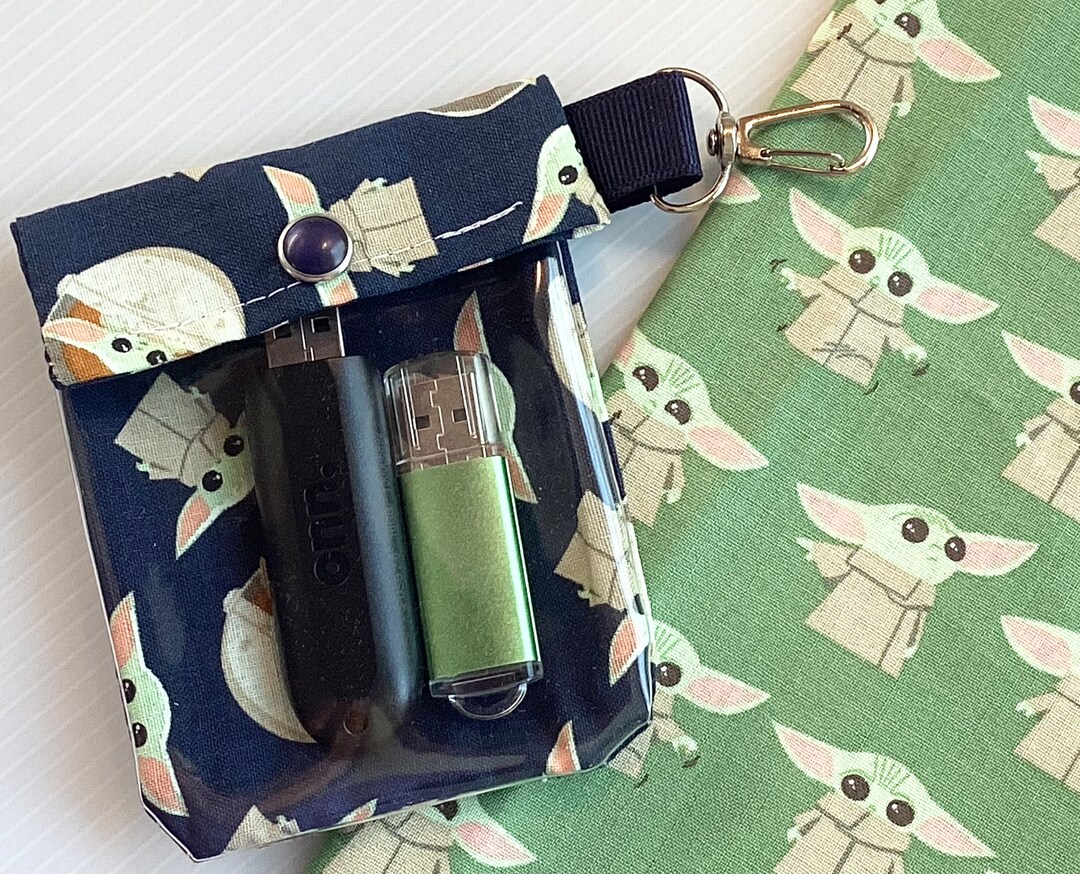 USB Flash Drive Protector Clear Front Pouch Keychain Clip 3x4 Yoda 1 ...